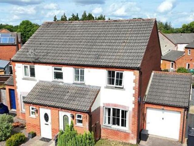 Cedar Way, Mile End, 3 Bedroom Semi detached