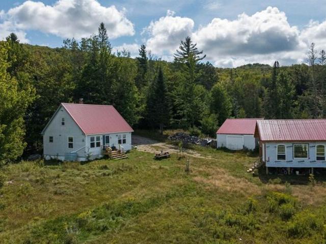 Cedar Wood Dr, Brighton, Home For Sale
