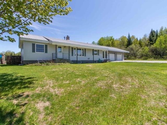 Cedar Wood Dr, Brighton, Home For Sale