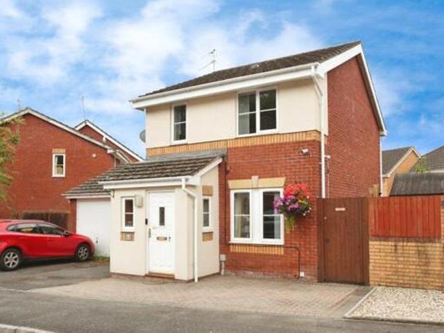 Cedar Wood Drive, Rogerstone, 3 Bedroom Detached