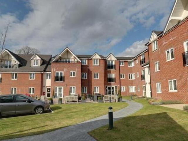 Cedar Avenue, Alsager, 2 Bedroom Apartment