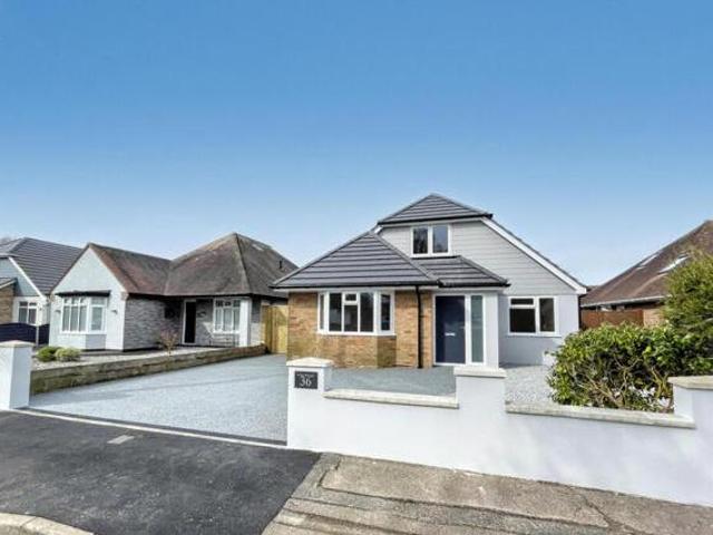 Cedar Avenue, Bournemouth, 4 Bedroom Detached