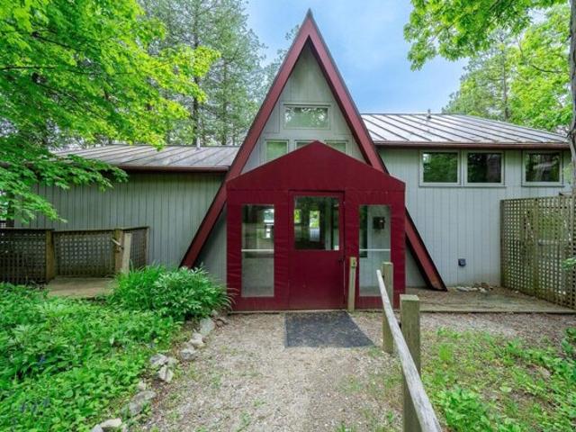 Cedar Beach Rd, Charlotte, Home For Sale