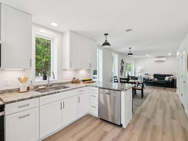 Cedar Bnd Unit,boothbay, Condo For Sale