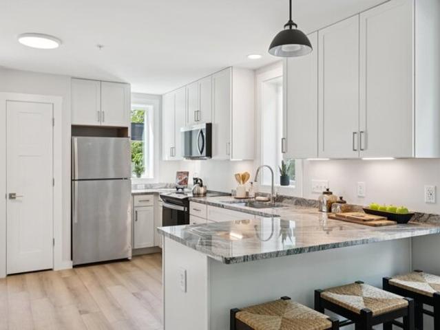 Cedar Bnd Unit,boothbay, Condo For Sale