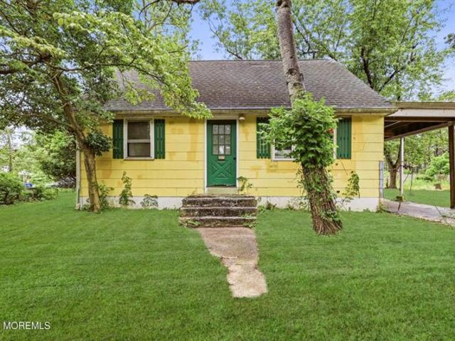 Cedar Bridge Ave, Brick, Home For Sale