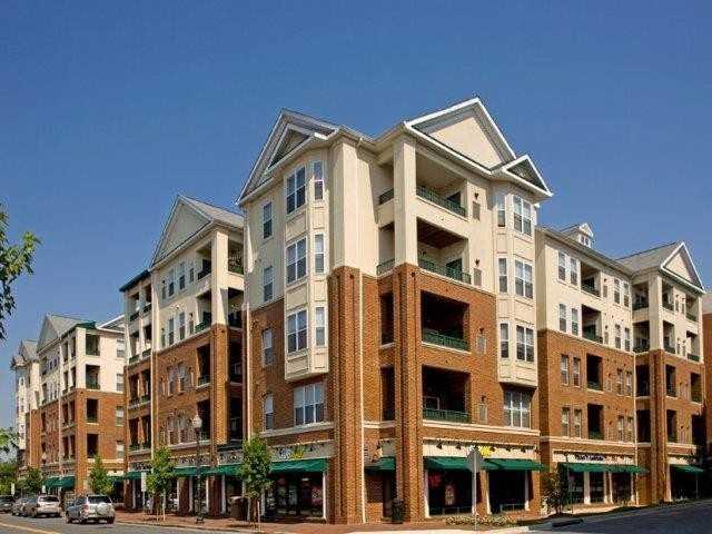 Cedar Court Apartments Studio Apartment for Rent at 108 Olde Towne Ave, Gaithersburg, MD 20877