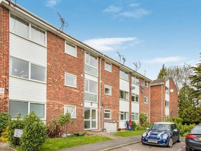 Cedar Court, St Albans, 2 Bedroom Flat