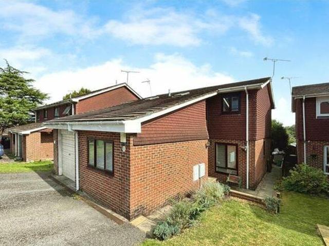Cedar Close, Kings Worthy, 3 Bedroom Semi detached