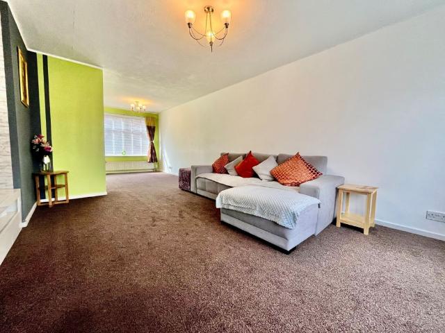 Cedar Close, Leeds