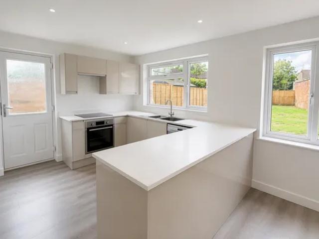 Cedar Crescent, Tonbridge