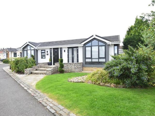 Cedar Crescent, Red Deer Village, Stepps, G33 6FZ