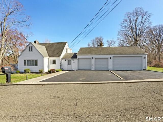 Cedar Crest Rd, Trumbull, Home For Sale