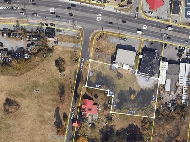 Cedar Ct, Clarksville, TN 37042