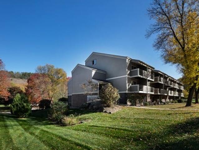 Cedar Glen Apartments 2 Bedroom Loft