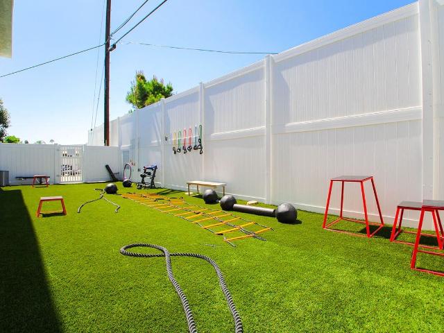 Cedar Glen 2 Bedroom Apartment for Rent at 6201 Coldwater Canyon Ave, Los Angeles, CA 91606 Greater Valley Glen
