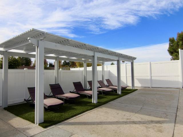 Cedar Glen 2 Bedroom Apartment for Rent at 6201 Coldwater Canyon Ave, Los Angeles, CA 91606 Greater Valley Glen