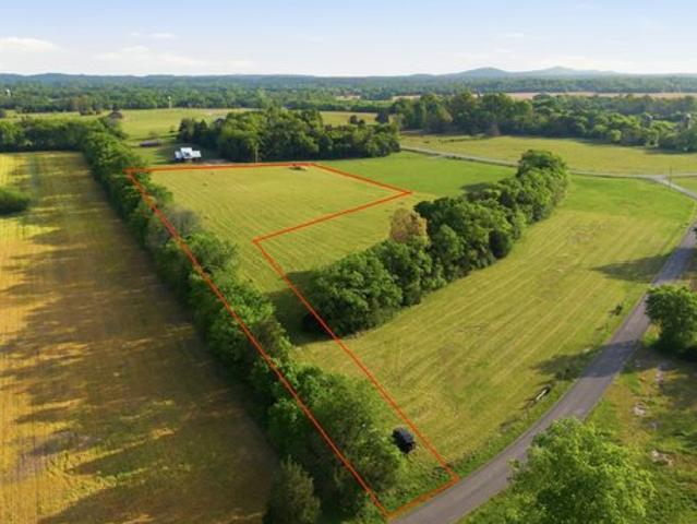 Cedar Grove Rd, Chapel Hill, TN 37034