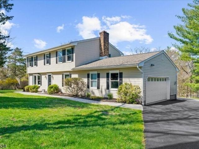 Cedar Grove Rd, Clinton Township, Home For Sale