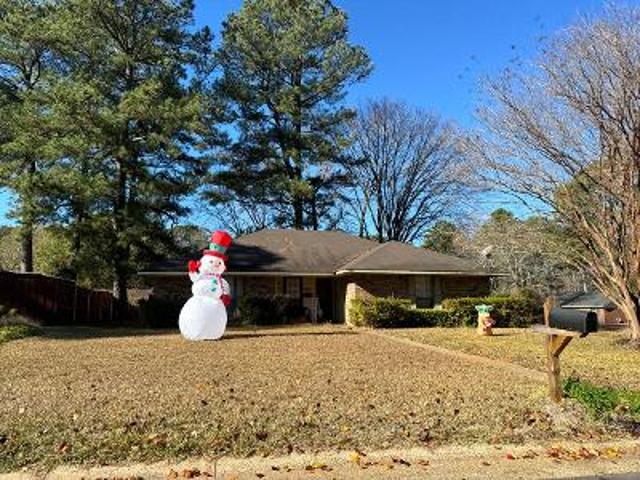 Cedar Hill Ln