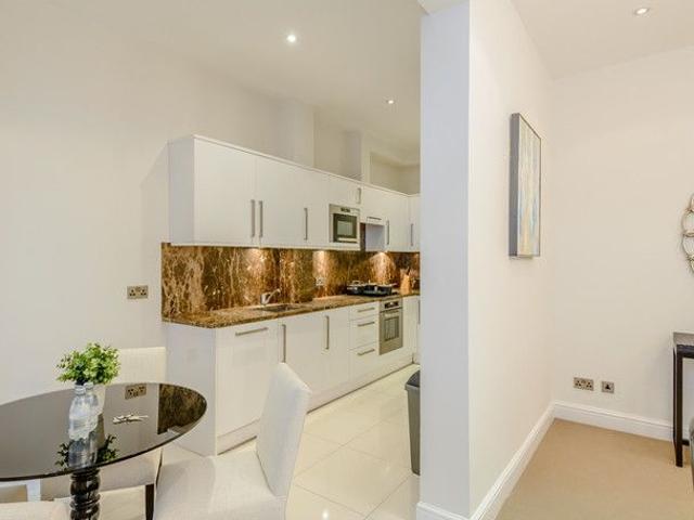 Cedar House, Marylebone, London W1U, 2 bed flat to rent, £4,117 pcm | PrimeLocation