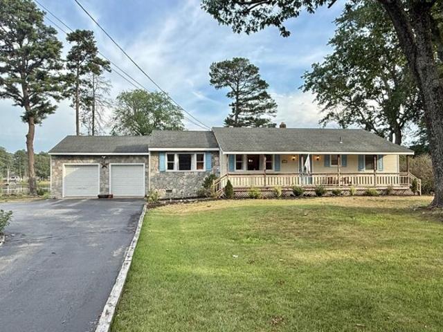 Cedar Lake Dr, Williamstown, Home For Sale