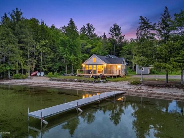 Cedar Lake Rd, T R Nwp, Home For Sale