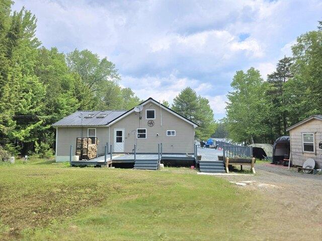 Cedar Lake Rd, T R Nwp, Home For Sale