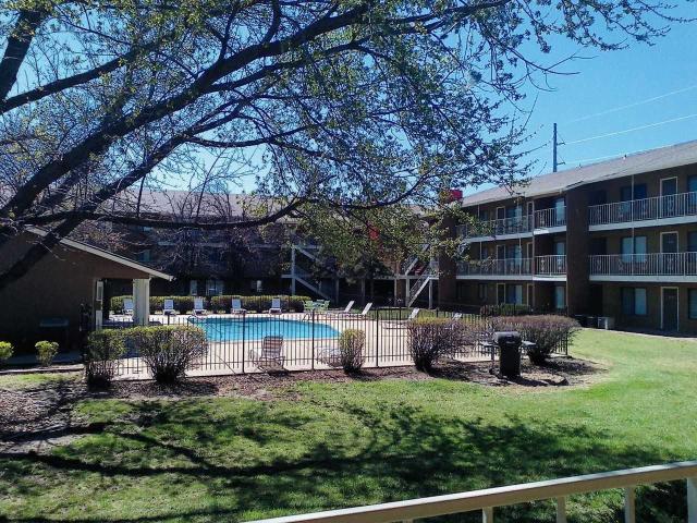 Cedar Lakes Apartments 2 Bedroom Apartment for Rent at 1900 S Rock Rd, Wichita, KS 67207