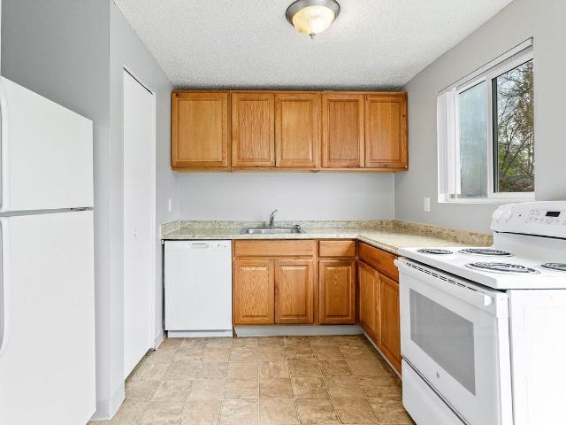 Cedar Mill Apartments 2 Bedroom Apartment for Rent at 13000 Nw Cornell Rd, Cedar Mill, OR 97229 Cedar Hills Cedar Mill