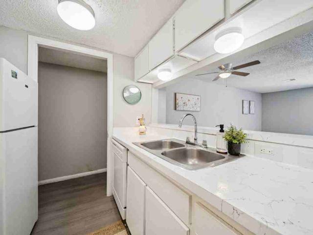 Cedar Park Apartments 2 Bedroom Apartment for Rent at 4858 S 78th East Pl, Tulsa, OK 74145