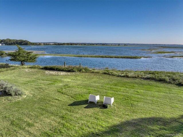 Cedar Point Dr E, Southold, Home For Sale
