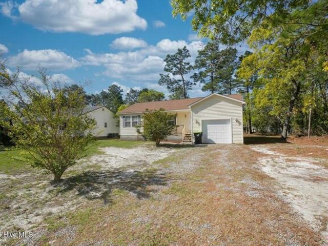 Cedar Rd, Boiling Spring Lakes, Home For Sale