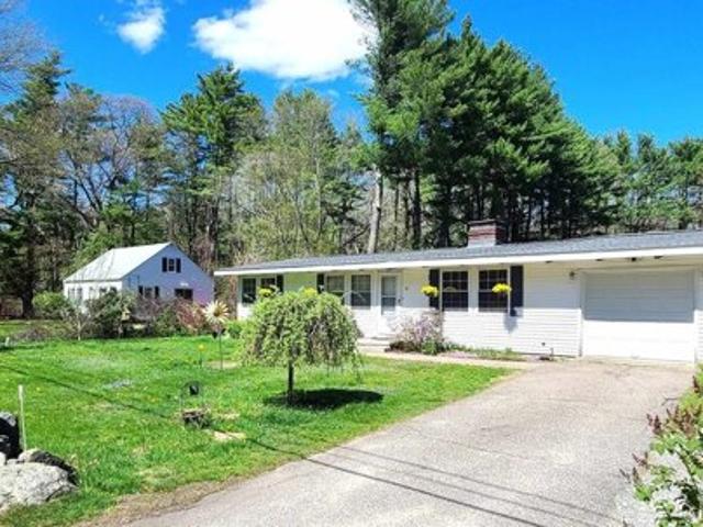 Cedar Rd, North Hampton, Home For Sale