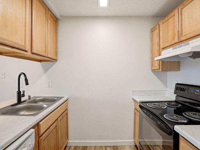 Cedar Ridge Apartments 1 Bedroom Apartment for Rent at 2619 N Market St, Spokane, WA 99207
