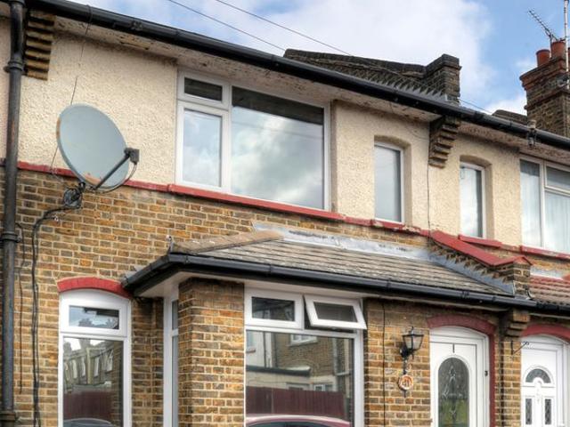 Cedar Road, Erith DA8, 2 bed terraced house to rent, £1,700 pcm | PrimeLocation