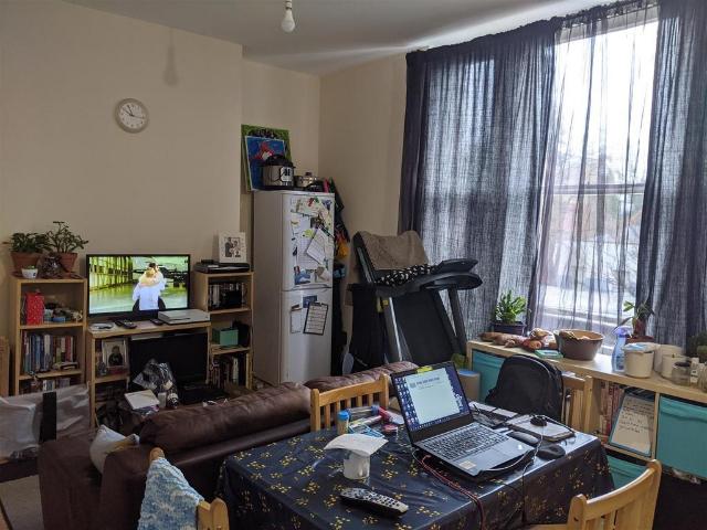 Cedar Road, London 2 bed flat to rent £1,680 pcm £388 pw
