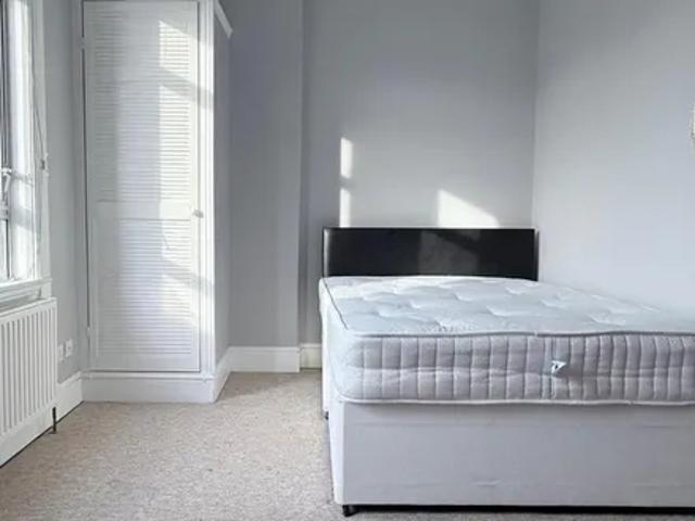 Cedar Road, London, NW2 6SU, United Kingdom | Room for rent #139070373 | Rentberry