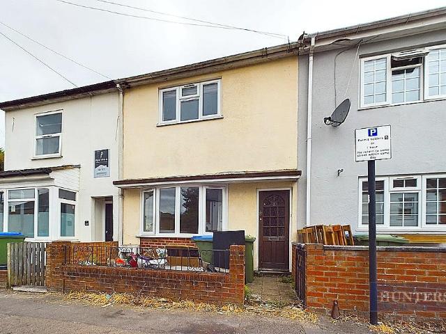 Cedar Road, Southampton 4 bed terraced house to rent £1,900 pcm £438 pw