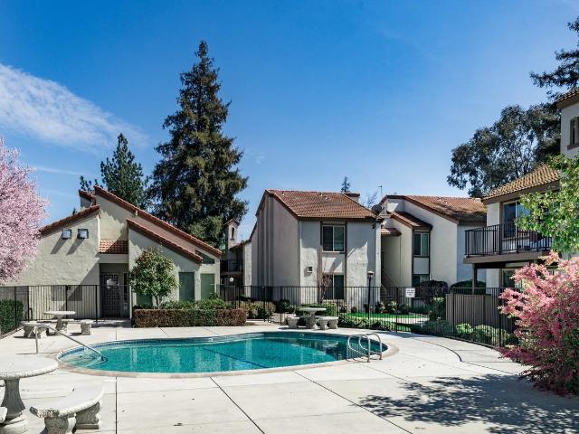 Cedar Springs Apartments 2 Bedroom Apartment for Rent at 4835 N Cedar Ave, Fresno, CA 93726
