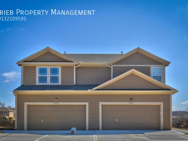Cedar Springs Townhome Available October 30th