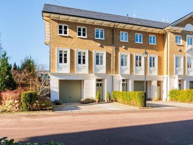 Cedar Square, Nether Alderley, 3 Bedroom Semi detached