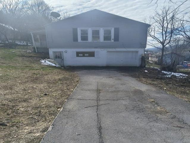 Cedar St