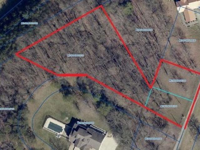 Cedar St, Wellston, OH 45692
