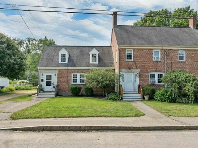 Cedar St, Newmarket, Home For Sale