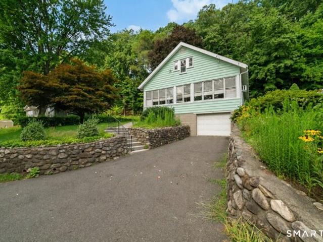 Cedar St, Seymour, Home For Sale