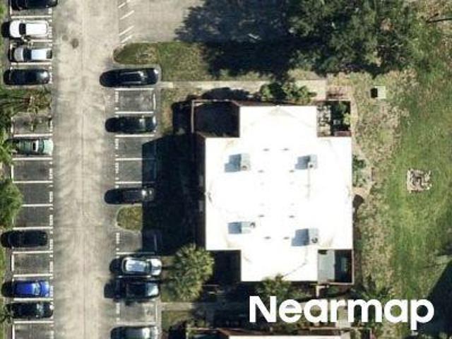 Cedarbend Dr Apt 1
