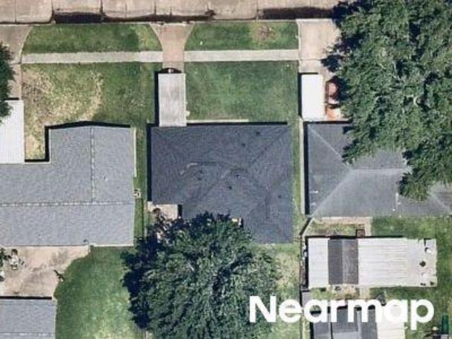 Cedarcrest Dr