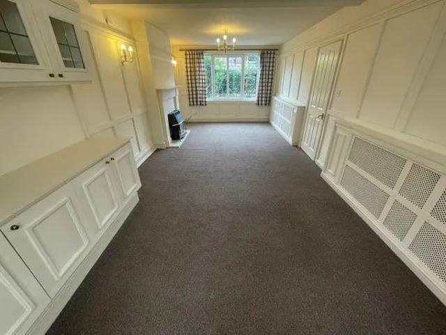 Cedarland Crescent, Nottingham, NG16