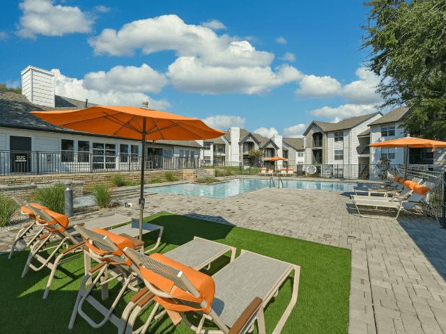 Cedars at River Legacy Park 2 Bedroom Apartment for Rent at 903 Ashford Ln, Arlington, TX 76006